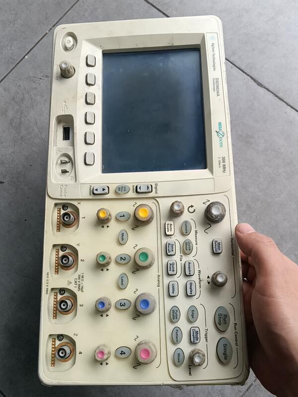 【可開發票】安捷倫DSO6034A示波器，外殼破，當配件機出售，看好再拍 | 露天市集 | 全台最大的網路購物市集