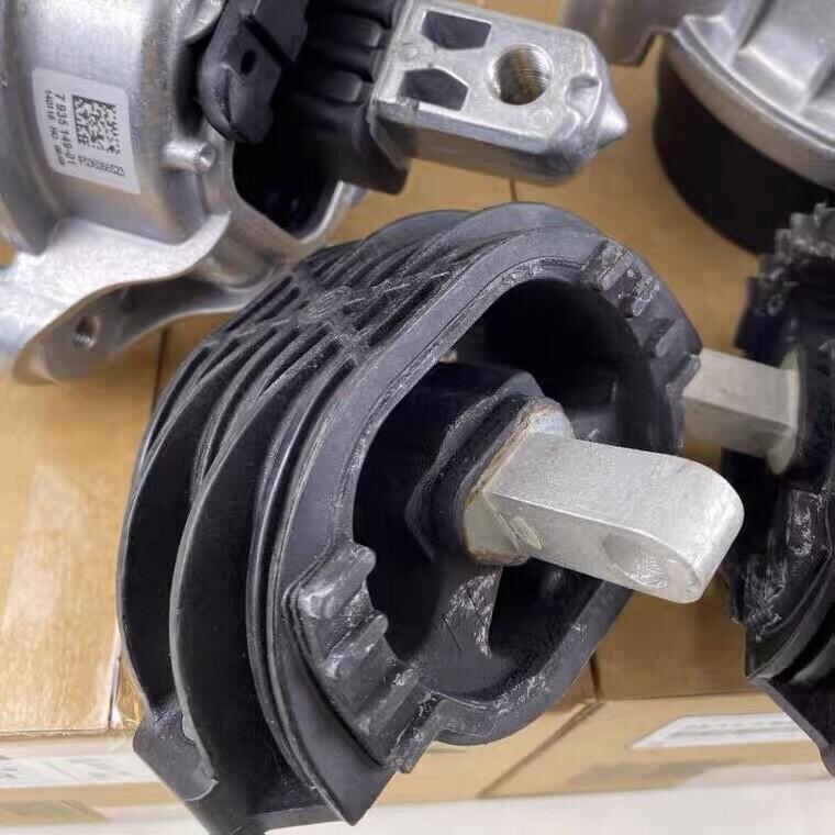 【現貨】【德國原廠】BMW寶馬 F10 F18 520523 525528 530引擎腳 變速箱腳 | 露天市集 | 全台最大的網路購物市集