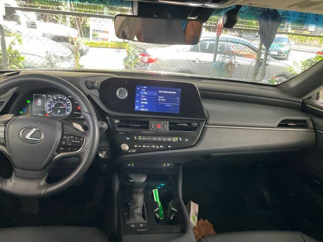 2022 LEXUS ES200 2.0L 豪華版 5.3萬公里 NT$970,000 | 露天市集 | 全台最大的網路購物市集