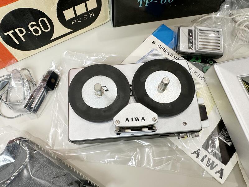 【全新罕見】1964年愛華AIWA TP-60 掌上開盤機隨身聽 錄音機型 | 露天市集 | 全台最大的網路購物市集