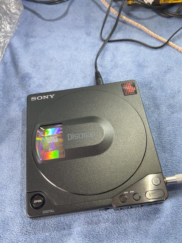 【滿滿】SONY Discman D-150 索尼：D150 CD隨身聽 回購定制單主機 經典型號“鐵殼機”聲音溫 | 露天市集 | 全台最大 ...