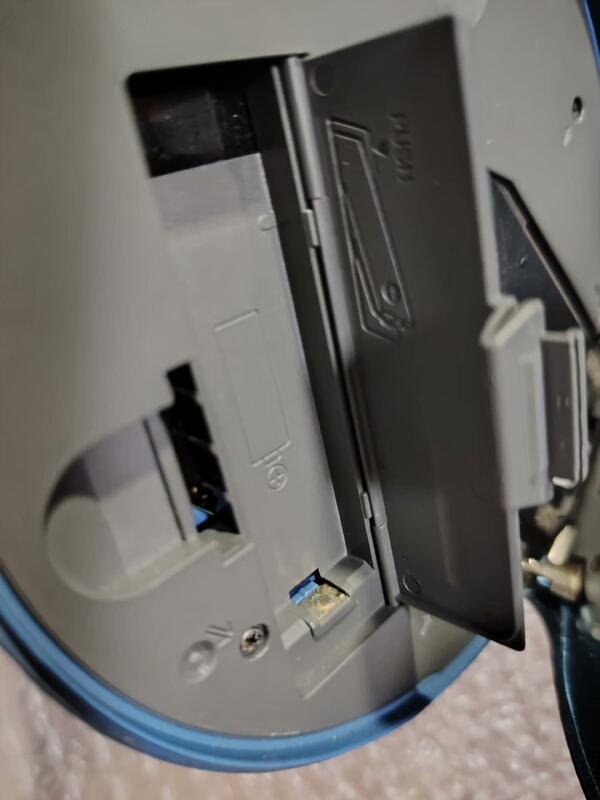 【滿滿】索尼經典CD隨身聽D-NE900藍色成色見圖正面不錯背面有一些痕跡功能正常讀碟好秒讀秒切按鍵靈敏不串鍵屏 | 露天市集 | 全台最大的網路購物市集