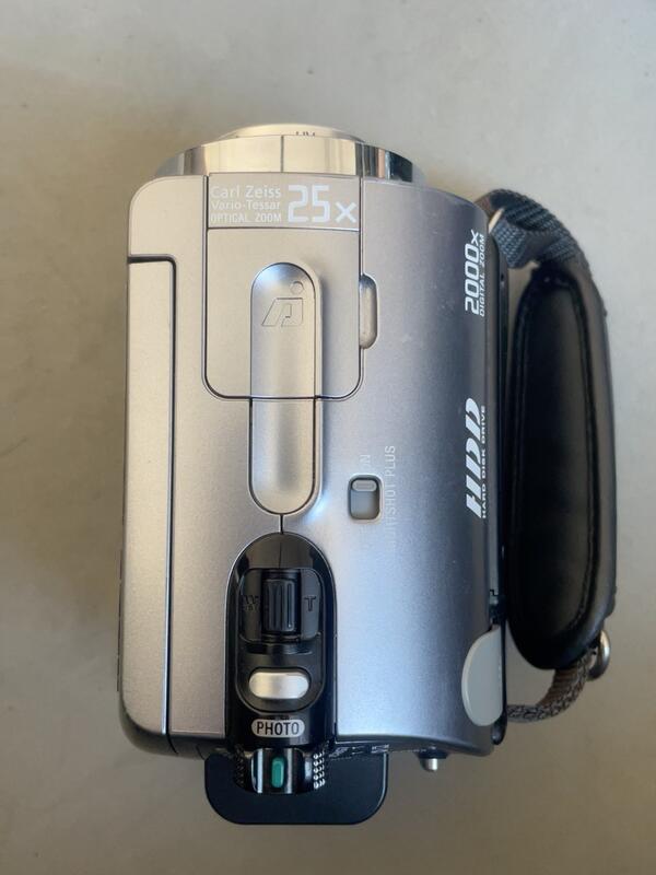 【滿滿】索尼攝像機DCR-SR62電池充電器功能都正常圖是實拍圖 | 露天市集 | 全台最大的網路購物市集