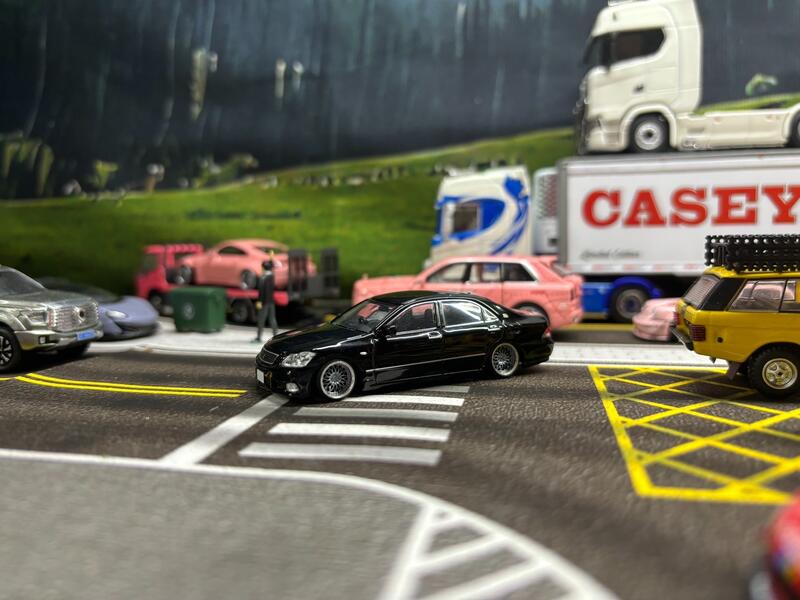 【滿滿】Zoom豐田皇冠12代 Athlete運動版Crown GRS 184 1:64 黑色 稀有配色 品相自觀 | 露天市集 | 全台最大 ...