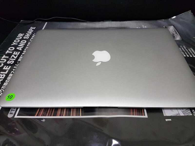 Apple MacBook Air A1466 2016 8G/128G 功能正常~歡迎自取! | 露天市集 | 全台最大的網路購物市集