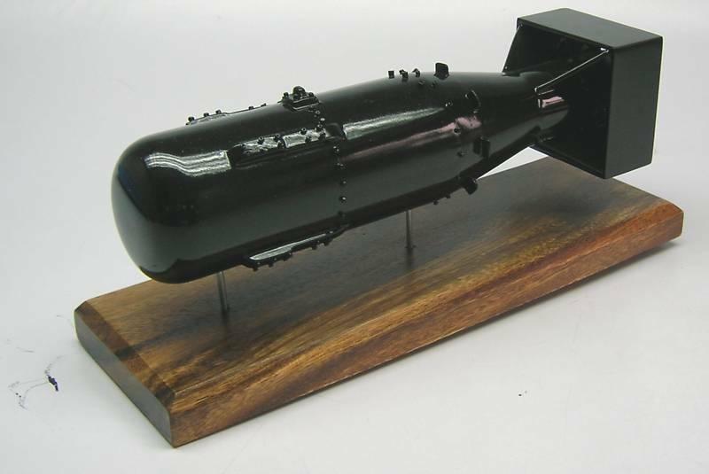 mk-1小男孩原子彈木模型複製品大型免費送貨 | PChomeUSA 海外代購