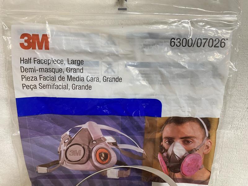 3m 6300/07026半臉可重複使用的呼吸器面罩呼吸保護大腳 | PChomeUSA 海外代購