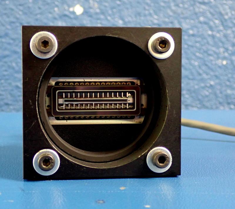 basler l301kc掃描相機三線性ccd相機| 3線x 2098像素 | PChomeUSA 海外代購