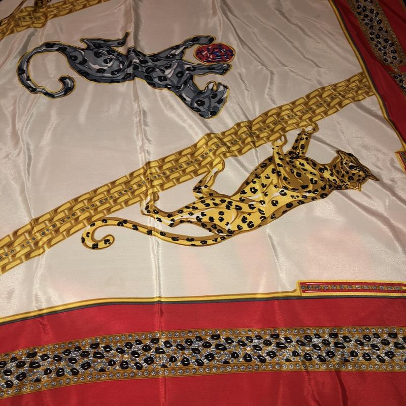 必須de karl 100%真絲圍巾3 panthers 33 吋 sq 巴黎製造/euc | PChomeUSA 海外代購