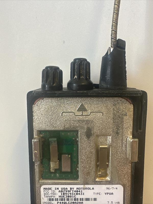 motorola radius p110 2路無線電手持式對講機 | PChomeUSA 海外代購