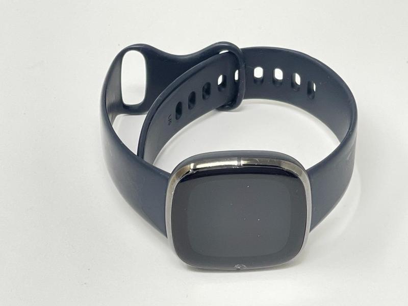 fitbit sense 高級健康智慧型手錶 fb512 碳化石墨黑 二手 b0561 | PChomeUSA 海外代購