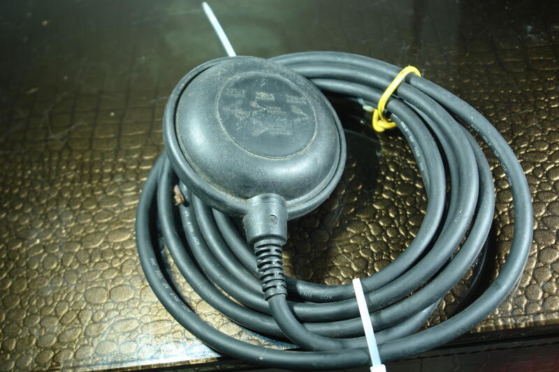 二手 condor PSN-X 液位浮球 浮球開關器 液位調節器 長3公尺 | 露天市集 | 全台最大的網路購物市集