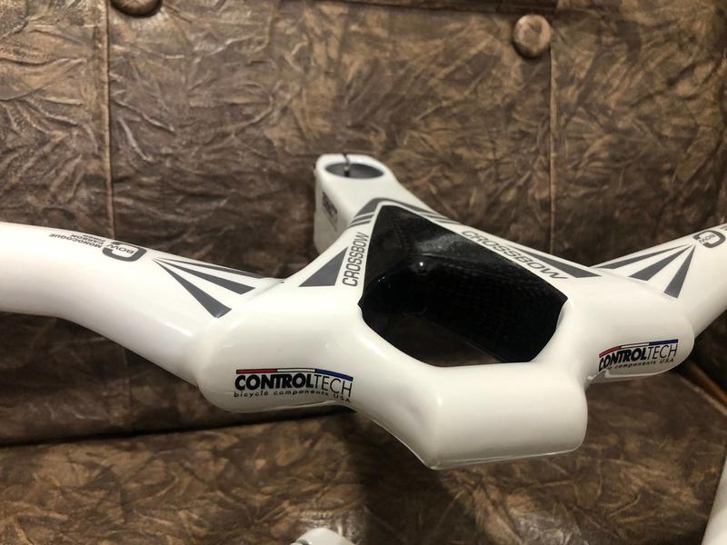 -中年大叔-ControlTech Crossbow一級一體式碳纖車手ZIPP/3T/MOST/DEDA/FS | 露天市集 | 全台最大的網路購物市集