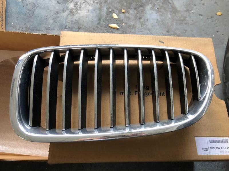 【高賓保時捷零件倉庫】BMW F10 F11 F18原廠件鼻頭柵網51137203649 51137203650(詢價) | 露天市集 | 全 ...