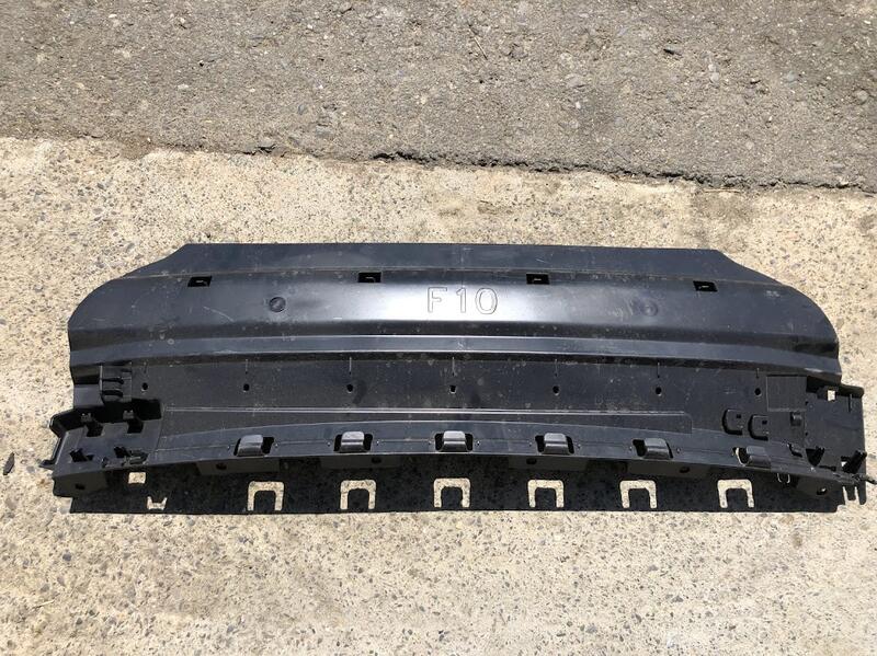 【高賓保時捷零件倉庫】BMW 寶馬 F10 F18 原廠件後保內襯 51127299970 (詢價) | 露天市集 | 全台最大的網路購物市集