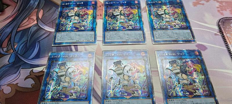 【冰馨】同人卡 Evil★Twin (白鑽)=SLF1-JP084 DBGI-JP016 金鑽 QCAC-JP068 異 | 露天市集 | 全台最大的網路購物市集