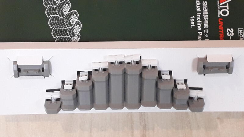 [中古良品] KATO 23-015/ 23-016 勾配橋角基本組/ 補助組 | 露天市集 | 全台最大的網路購物市集