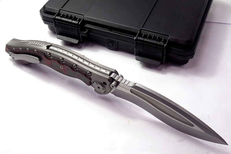 Maxace VORTEX漩渦 紅碳纖熔岩紋TC4鈦柄大折刀(CPM 3V鋼)-MAXACE M03B | 露天市集 | 全台最大的網路購物市集