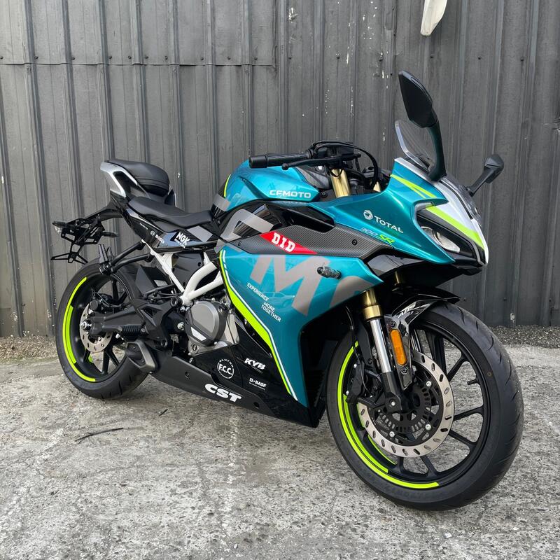 [售] 2022 CFMOTO 春風 300SR (RACING) ABS 可車換車 48期零利率 飛翔重車{三民店} | 露天市集 | 全台最大的網路購物市集