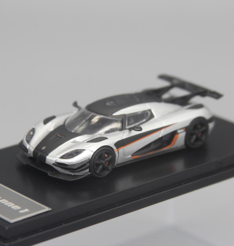 【新品上市】HKM 1:64白橙合金Agera房車跑車模型One適用于科尼賽克Koenigsegg | 露天市集 | 全台最大的網路購物市集