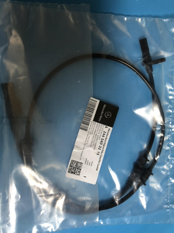 專業雙B零件專賣店賣場 BENZ 2465403215 原廠 ABS感應器(前輪) W246 W176 Q30 | 露天市集 | 全台最大的 ...