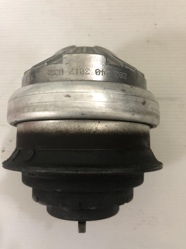 專業雙B零件專賣店賣場 BENZ 2202402717 引擎腳 W220 S500 S600 C32 AMG W211 | 露天市集 | 全台 ...