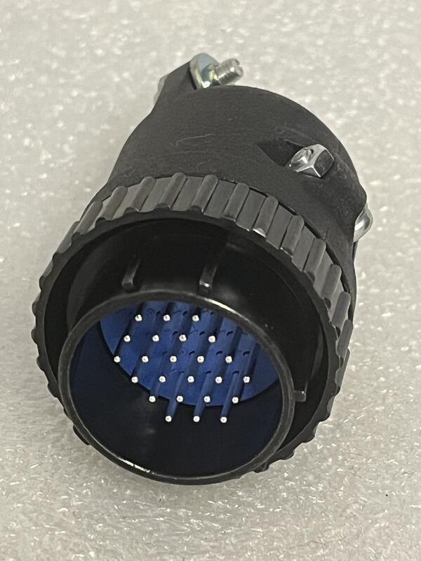 【麥蔻電子】正品全新原裝日本DDK 025-024 025024 反裝公插頭 24芯 連接器 | 露天市集 | 全台最大的網路購物市集