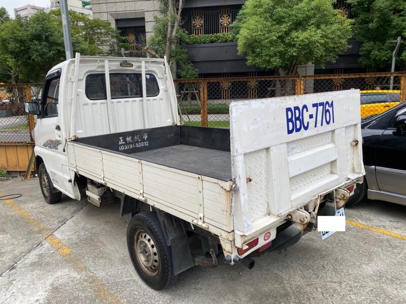 2015 Mitsubishi/三菱 Veryca菱利 只跑3萬 0978-085-521 | 露天市集 | 全台最大的網路購物市集