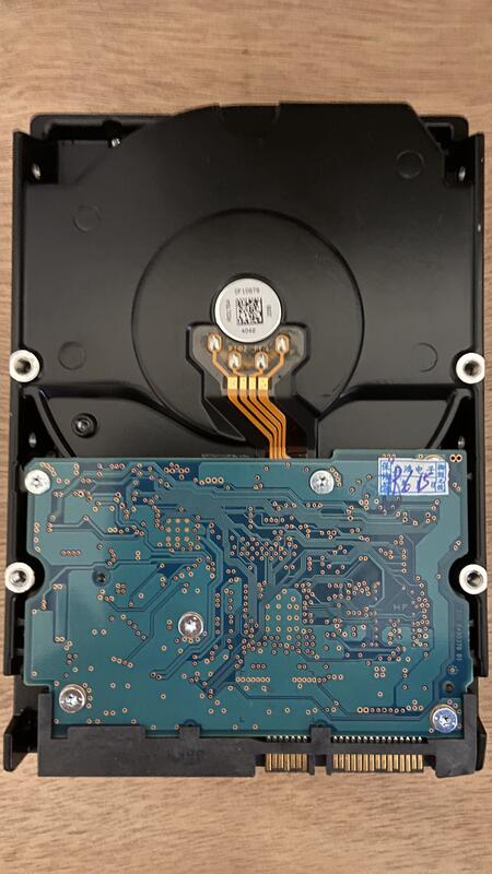 HGST 4TB HUS724040ALE640 (4T /4TB HDD硬碟)(128HR)[A25] | 露天市集 | 全台最大的網路購物市集