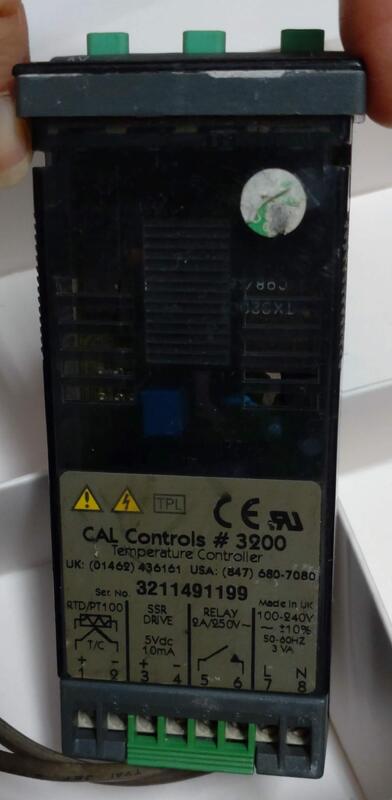 🌞二手 CAL CONTROLS #3200 CAL3200 PID 溫度控制器 LED -200 +1800 °C | 露天市集 | 全台最 ...