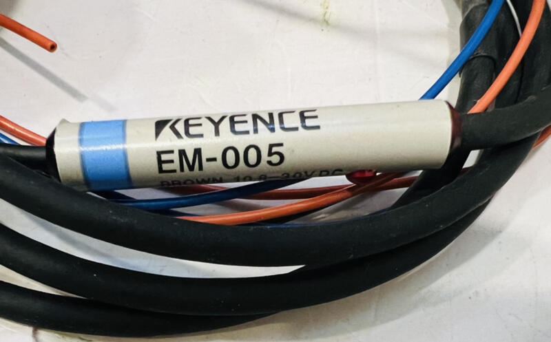 全新 Keyence 基恩斯 基恩士 EM-005 連接線 | 露天市集 | 全台最大的網路購物市集