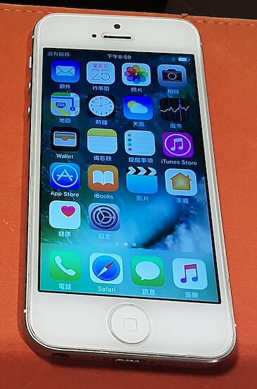 銀色 Apple iPhone 5 16GB A1429絕版珍藏品 全功能正常 無鎖機 | 露天市集 | 全台最大的網路購物市集